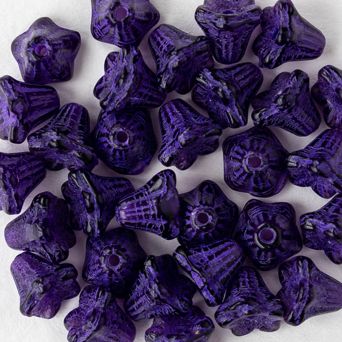 4x5mm Glass Flower Beads - Opaque Dark Purple with Purple Wash - 30 Be ...