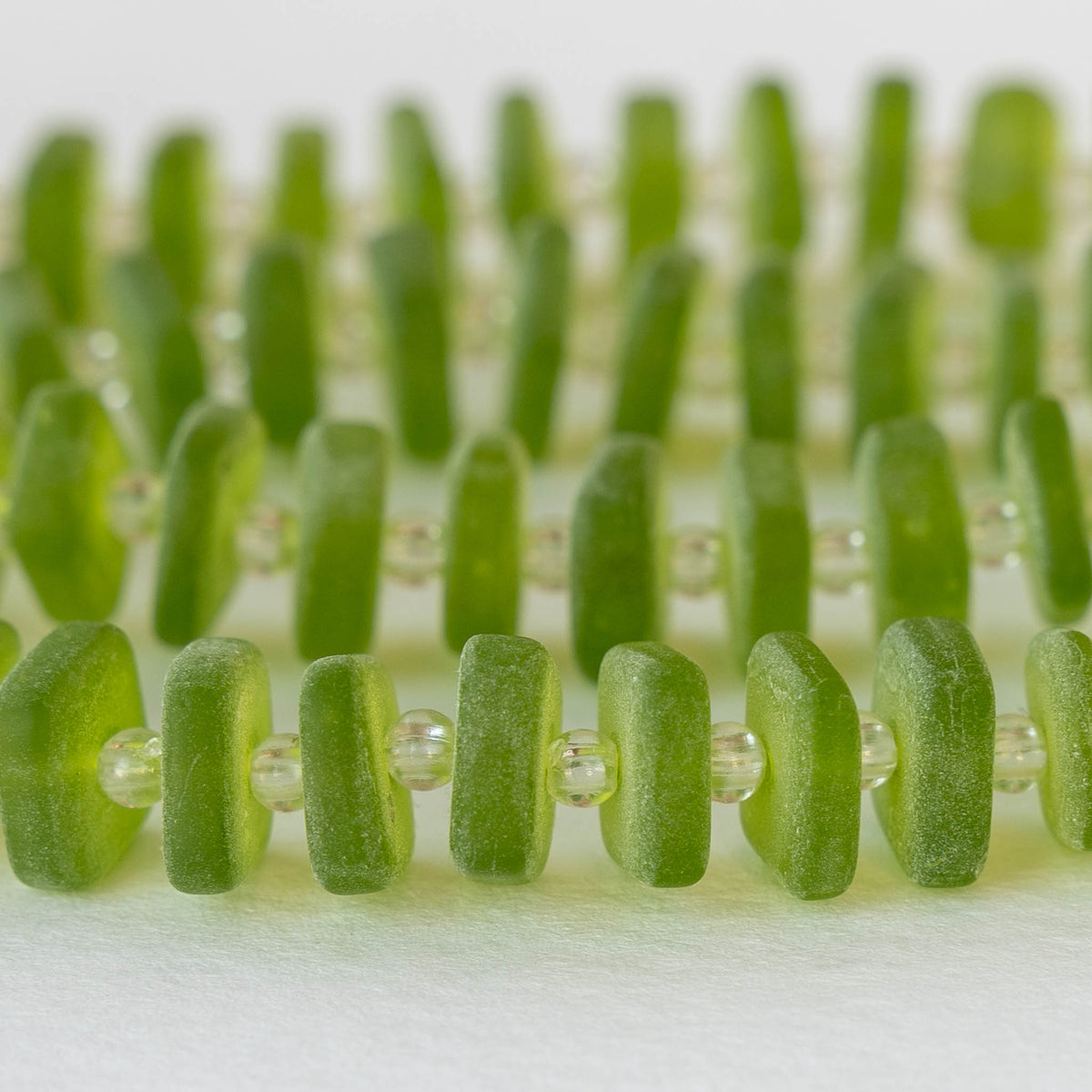 9mm Square Heishi Beads - Lime Green - 25 Beads – funkyprettybeads